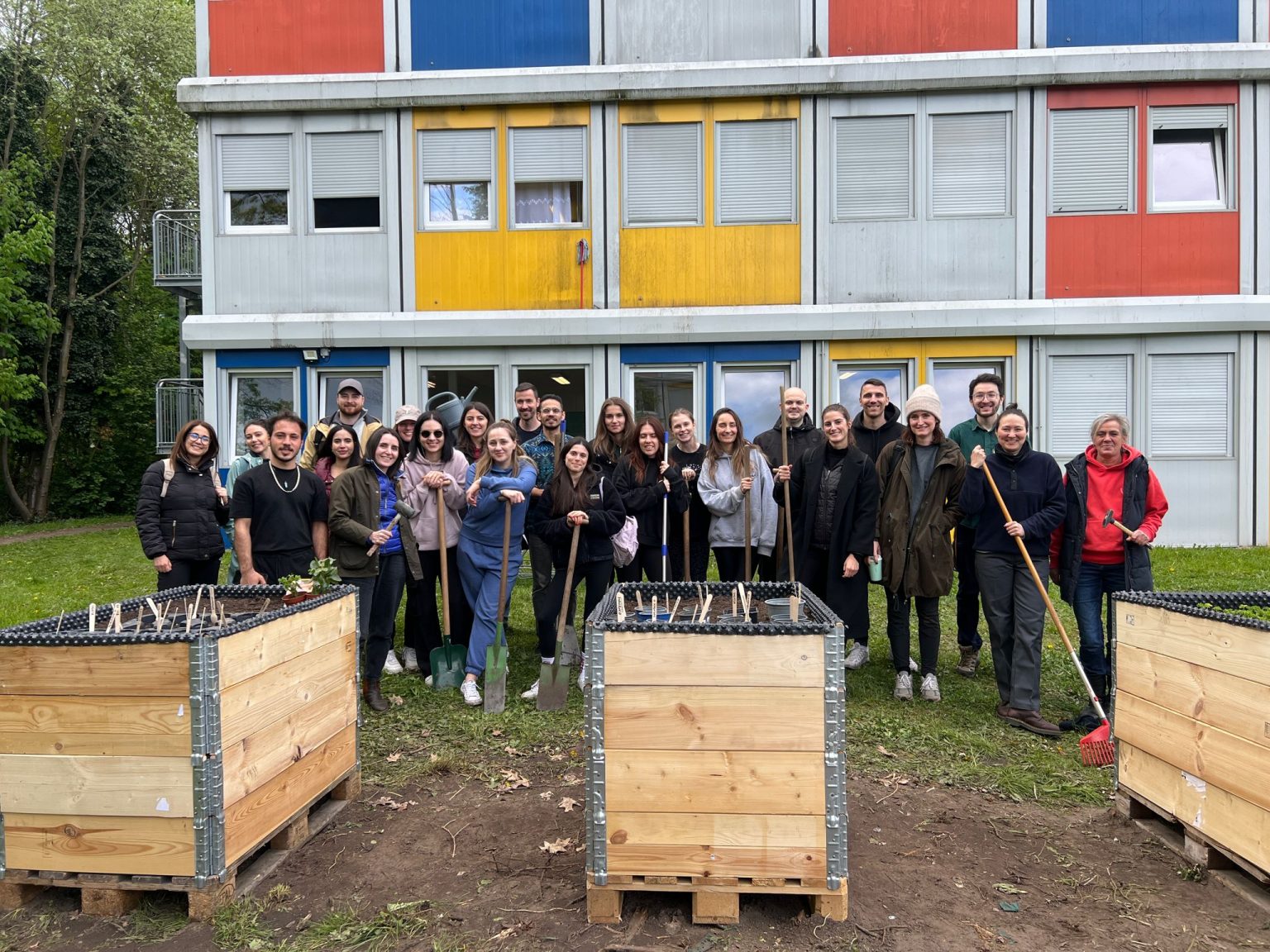 Ehrenamtsaktion in der AE Groscurthstraße - Miteinander leben, aber anders